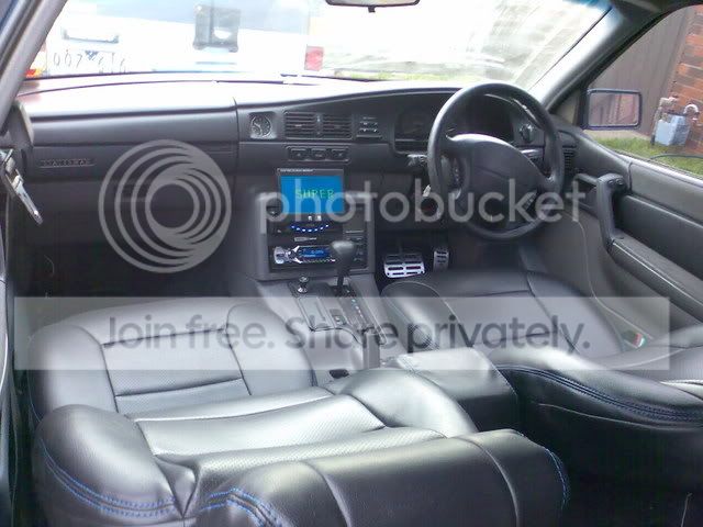 Custom Interior Just Commodores